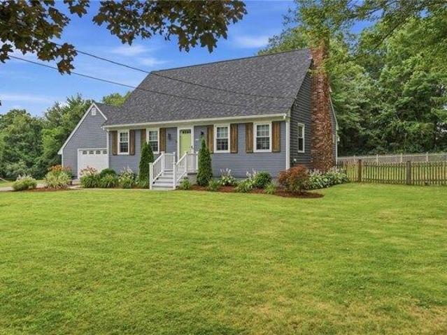 house with 3 bedroom, Swansea MA ES105080699