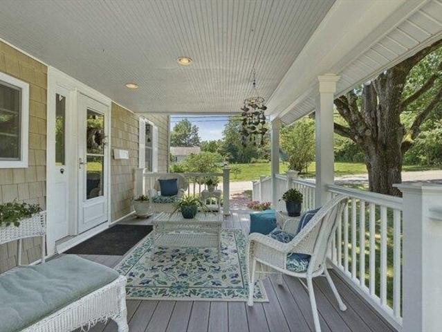 house with 3 bedroom, Swansea MA ES105094797