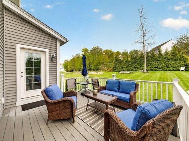 house with 3 bedroom, Swansea MA ES103435731