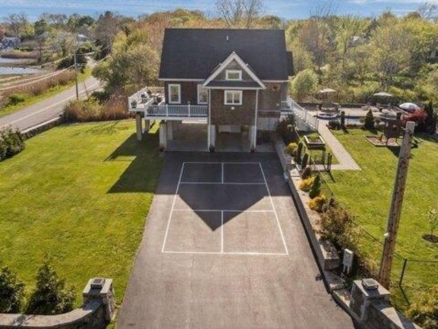 house with 3 bedroom, Swansea MA ES103442040
