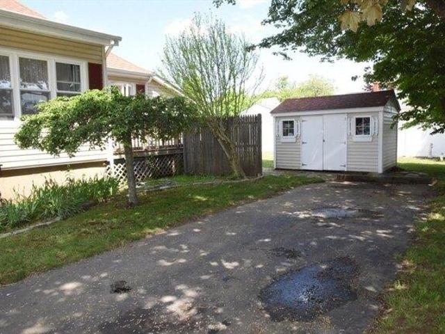 house with 3 bedroom, Swansea MA ES103852759