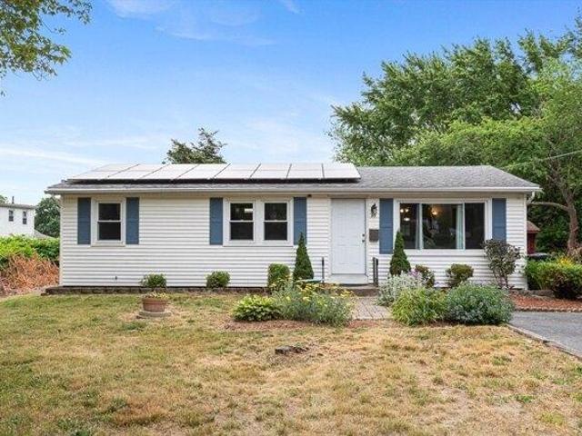 house with 3 bedroom, Swansea MA ES103927847