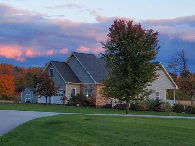 house with 3 bedroom, Swanton VT DS102447080