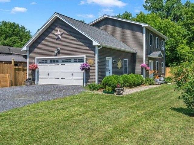 house with 3 bedroom, Swanton VT ES104148680