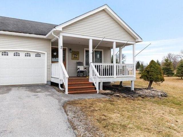 house with 3 bedroom, Swanton VT ES103437500