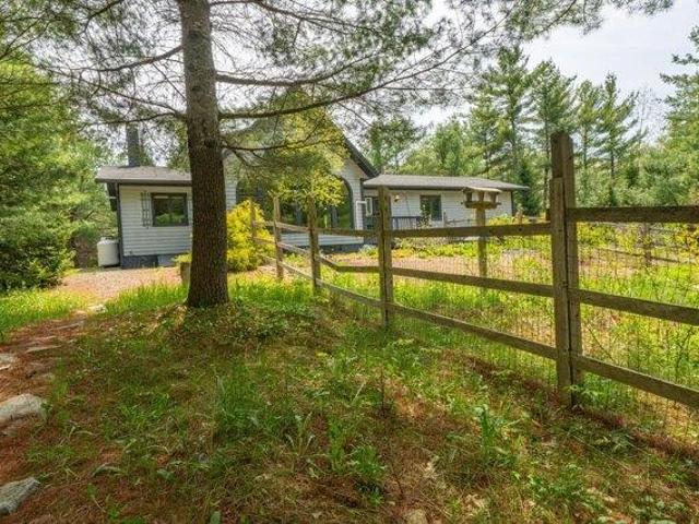 house with 3 bedroom, Swanville ME ES104296503