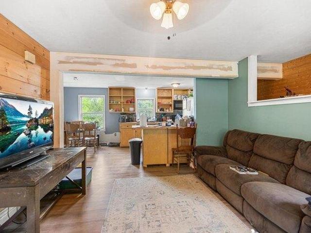 house with 3 bedroom, Swanzey NH DS103017863