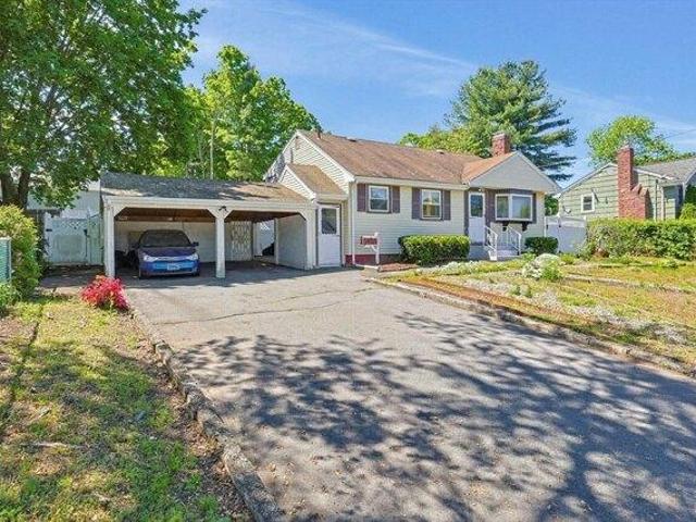 house with 3 bedroom, Stoughton MA DS102827050