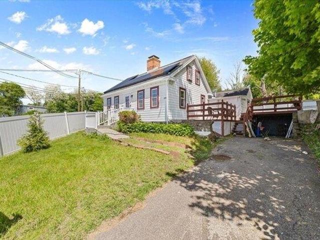 house with 3 bedroom, Stoughton MA DS102961648