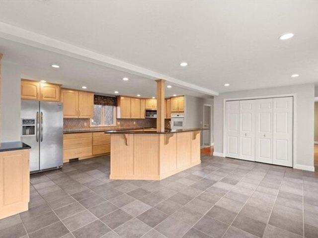 house with 3 bedroom, Stoughton MA DS102256063