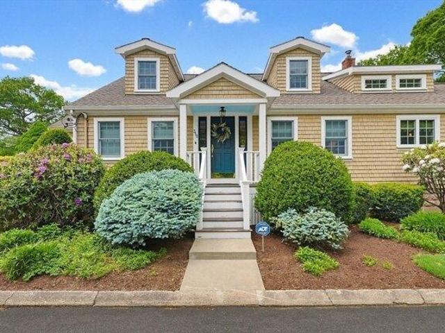 house with 3 bedroom, Stoughton MA ES104606641
