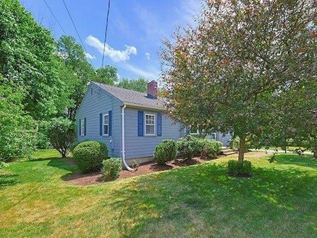 house with 3 bedroom, Stoughton MA ES104832767