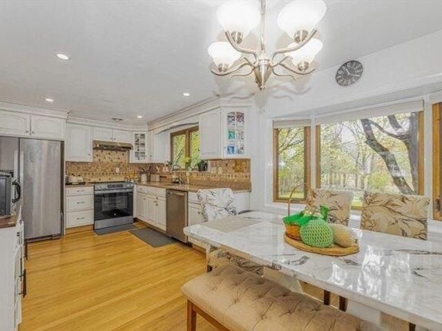 house with 3 bedroom, Stoughton MA ES104009797