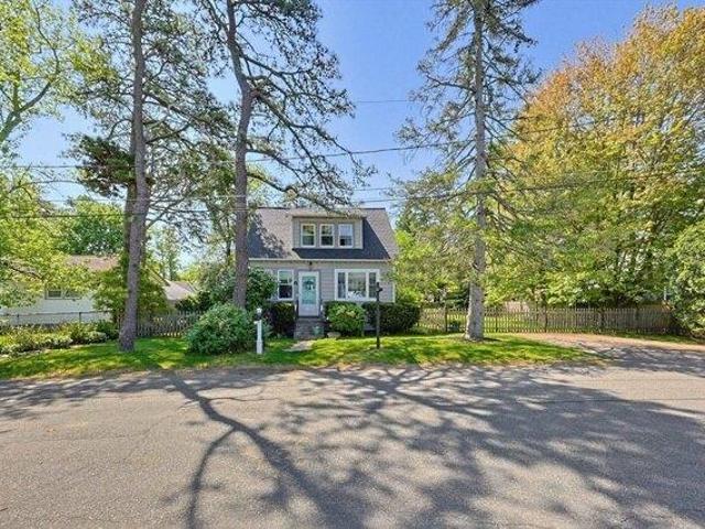 house with 3 bedroom, Stoughton MA ES104296401