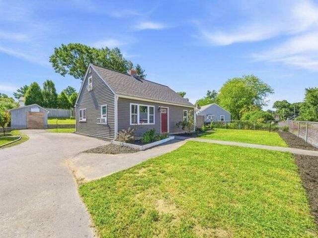 house with 3 bedroom, Stoughton MA ES105426309