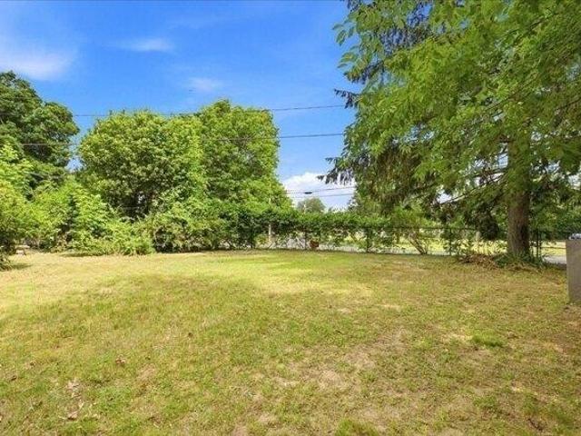 house with 3 bedroom, Stoughton MA ES105061407