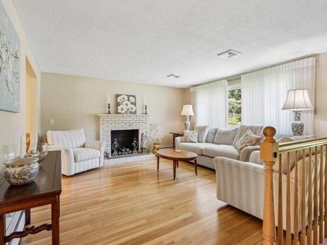 house with 3 bedroom, Stow MA ES105123800