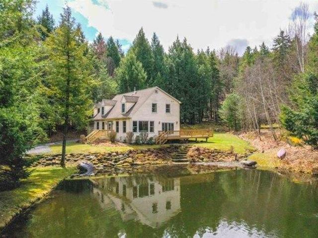 house with 3 bedroom, Stowe VT DLS101604804