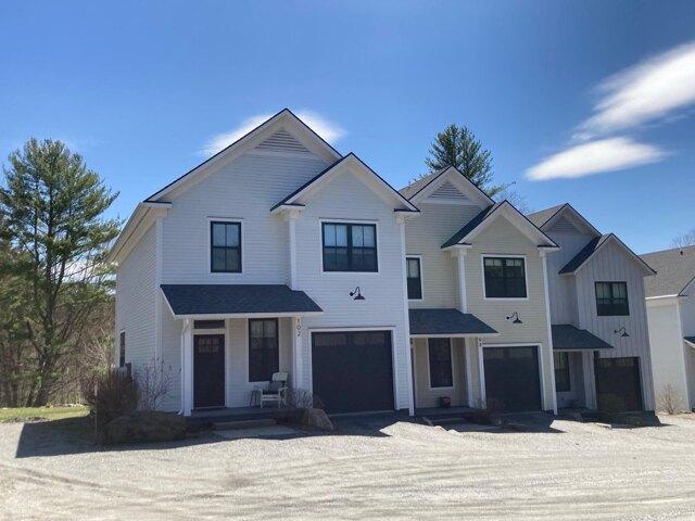 house with 3 bedroom, Stowe VT DLS102479774