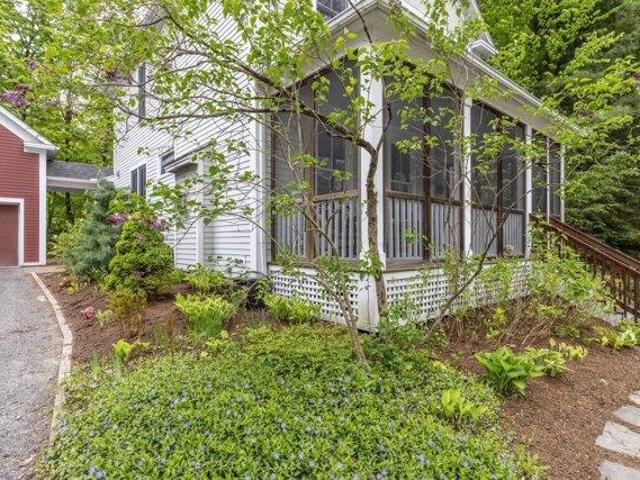 house with 3 bedroom, Stowe VT DLS103071487