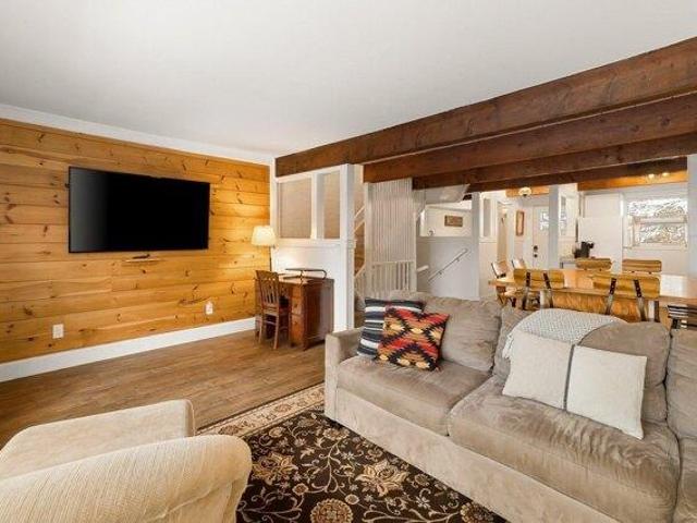 house with 3 bedroom, Stowe VT DS101898847