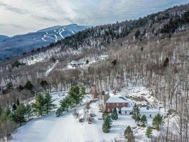 house with 3 bedroom, Stowe VT DS102445131
