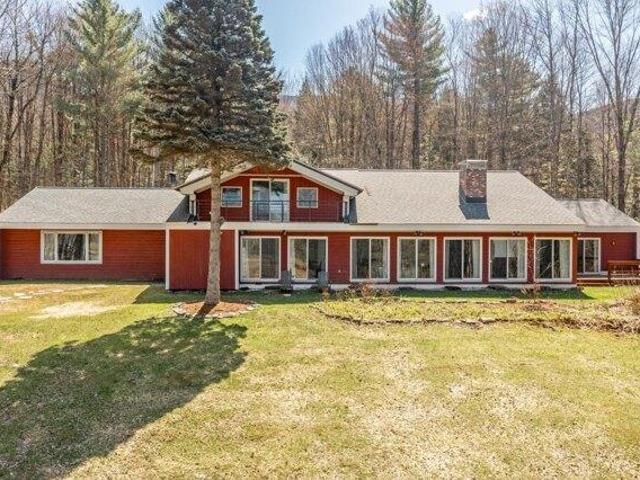 house with 3 bedroom, Stowe VT DS103186888