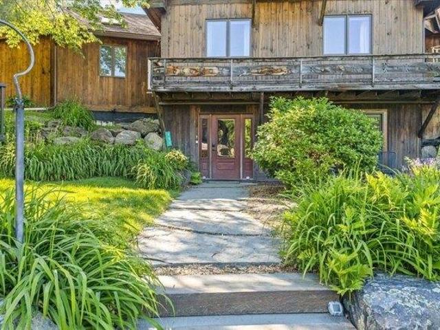 house with 3 bedroom, Stowe VT DS103439673