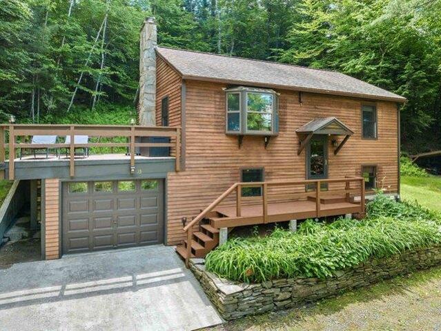 house with 3 bedroom, Stowe VT DS104009449