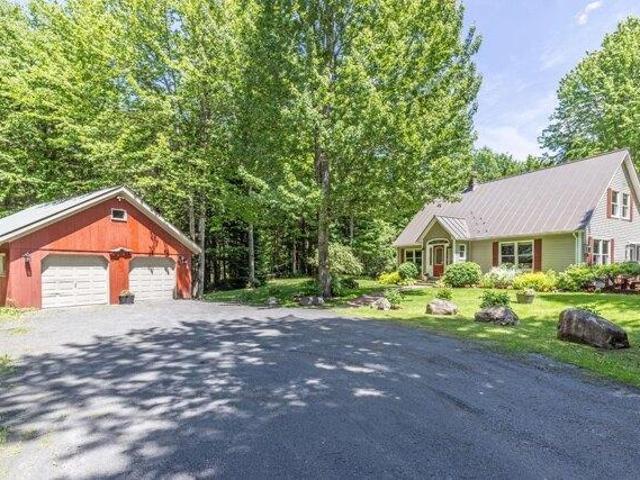 house with 3 bedroom, Stowe VT ES105157718