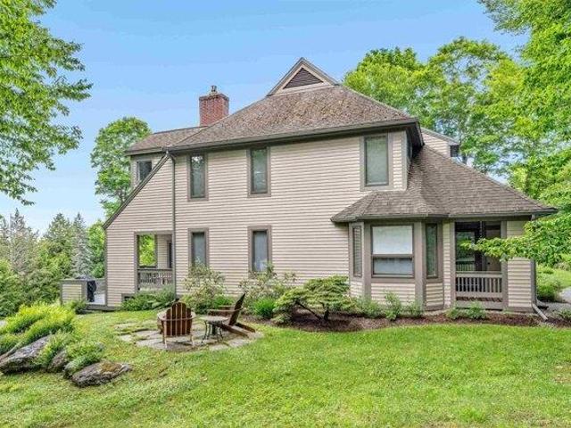house with 3 bedroom, Stowe VT ES105158699