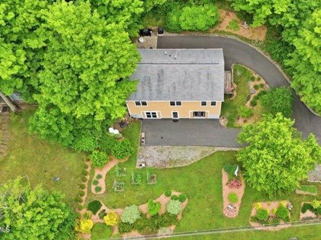 house with 3 bedroom, Stockbridge MA ES104044941