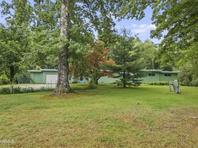 house with 3 bedroom, Stockbridge MA ES105080893