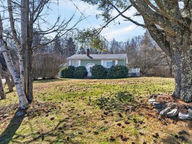 house with 3 bedroom, Stockton Springs ME DLS102528538