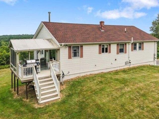 house with 3 bedroom, Stockton Springs ME ES104297660