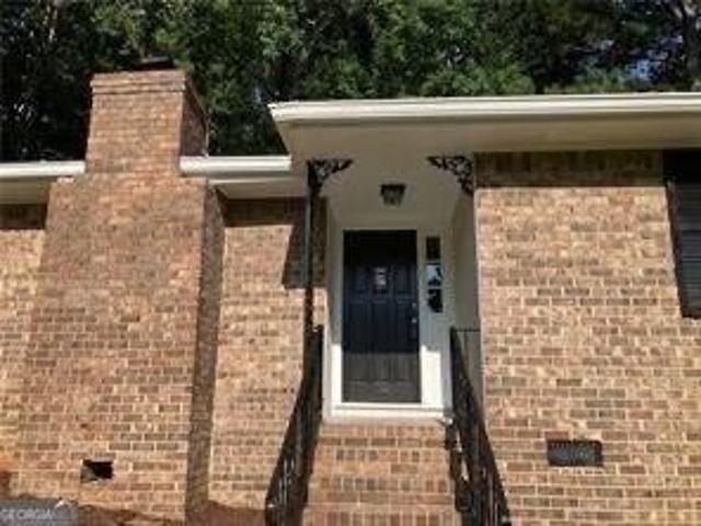 house with 3 bedroom, Stone Mountain GA DLS89417681