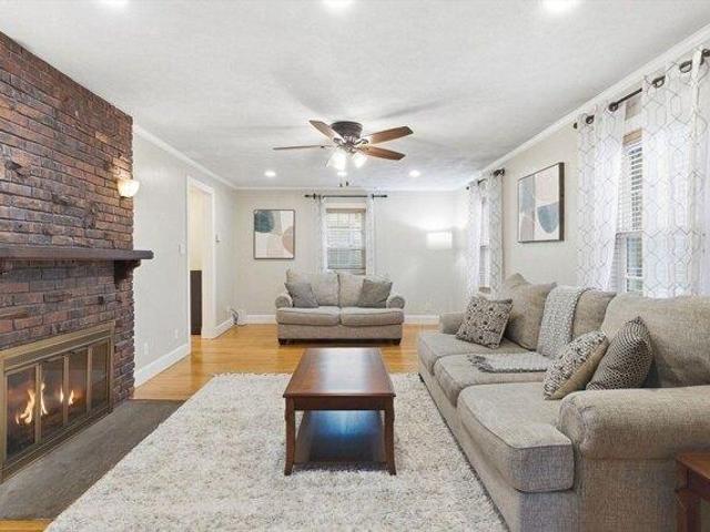house with 3 bedroom, Stoneham MA DS103247792