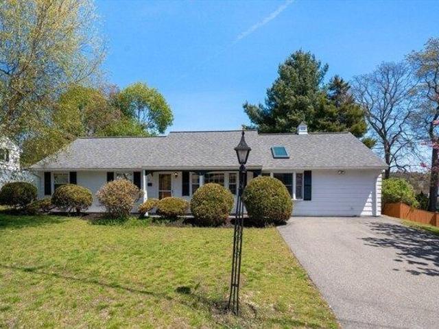 house with 3 bedroom, Stoneham MA DS103248946