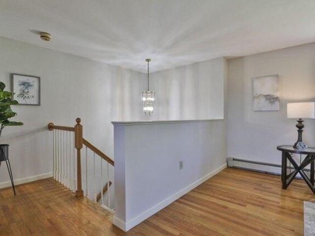 house with 3 bedroom, Stoneham MA ES103222597