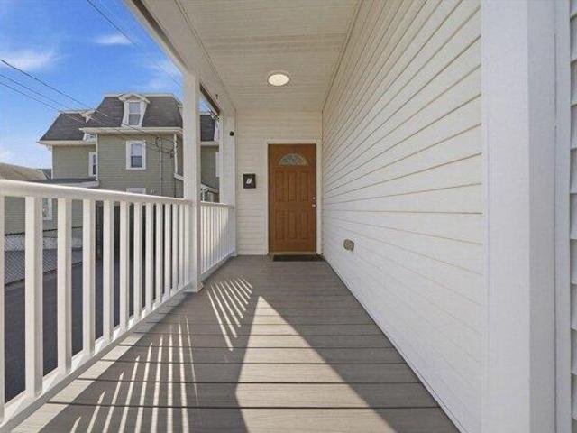 house with 3 bedroom, Stoneham MA ES103440573