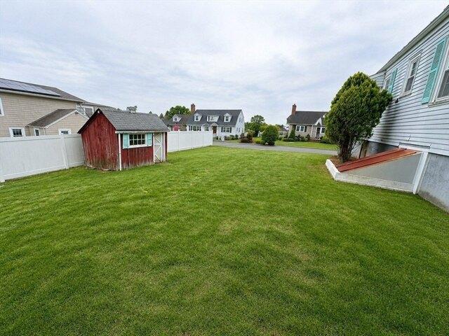 house with 3 bedroom, Stoneham MA ES103438111