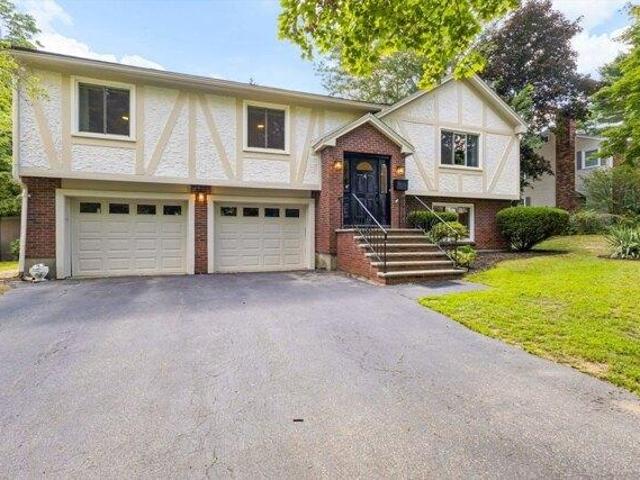 house with 3 bedroom, Stoneham MA ES105108849