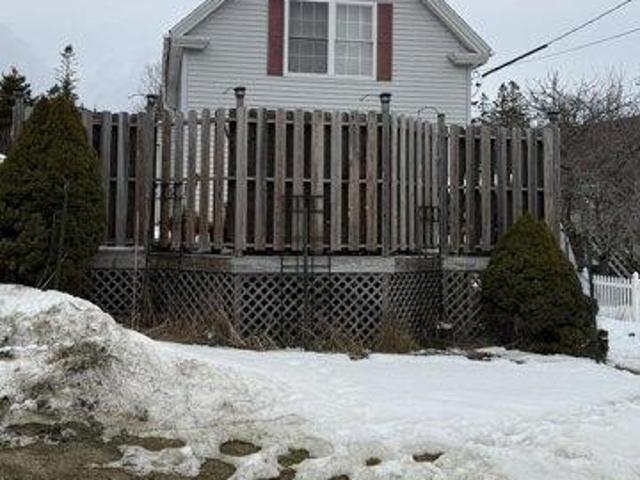 house with 3 bedroom, Stonington ME DS103099808