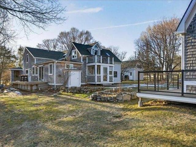 house with 3 bedroom, Stonington ME DS103101376