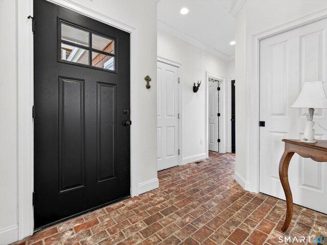 house with 3 bedroom, Stonington CT DLS102156291