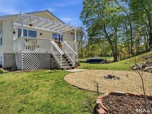 house with 3 bedroom, Stonington CT DS104111895