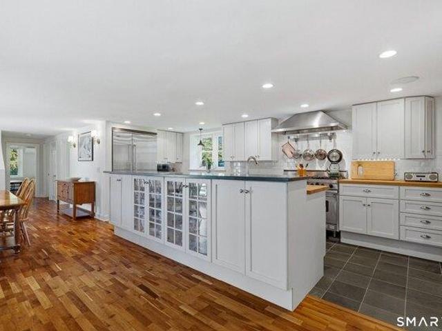 house with 3 bedroom, Stonington CT ES104233254