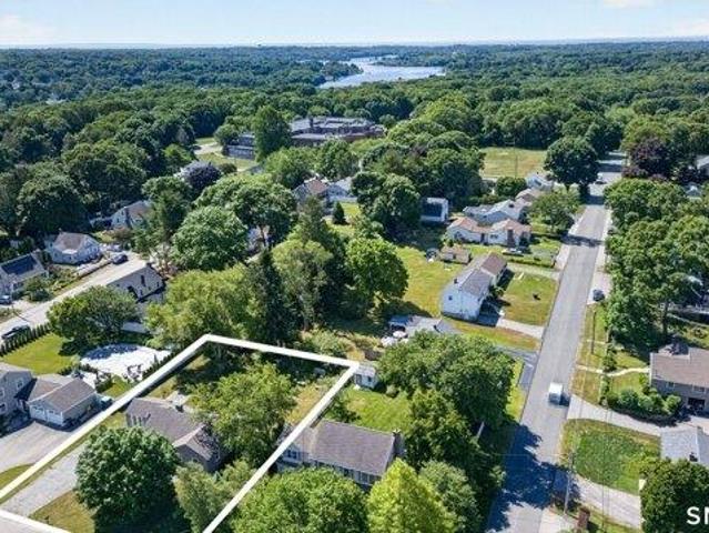 house with 3 bedroom, Stonington CT ES104328784