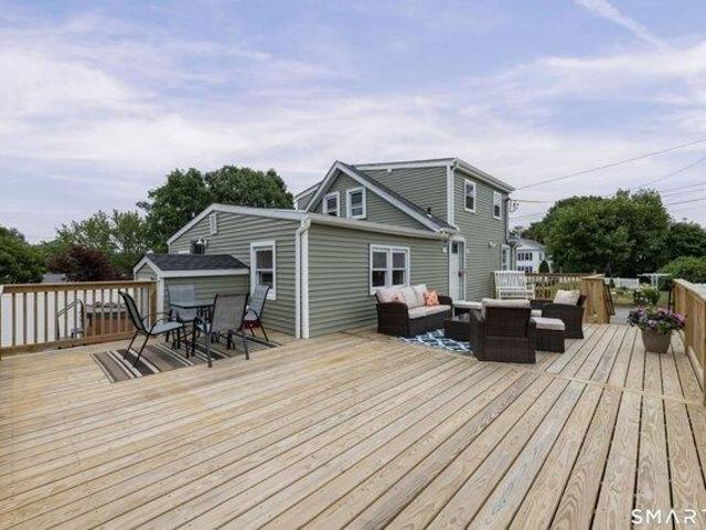 house with 3 bedroom, Stonington CT ES104477654