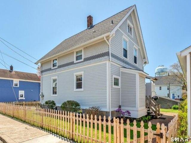 house with 3 bedroom, Stonington CT ES104850730